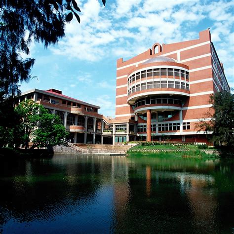 環遊校園 中華大學 Chung Hua University