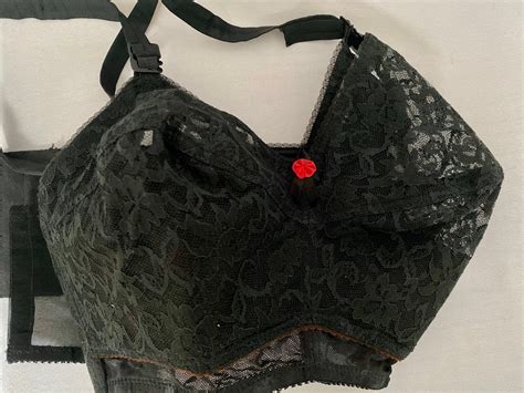 Vintage Bullet Bra Pennyrich Lace Pin Up Pointy Rockabilly Black Style
