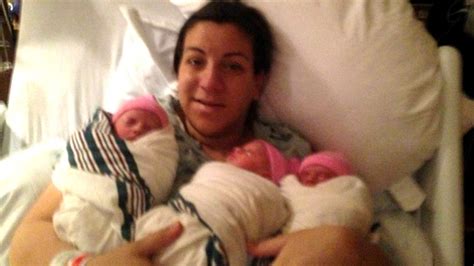 Wow Mom Delivers Incredibly Rare Identical Triplets Abc7 New York