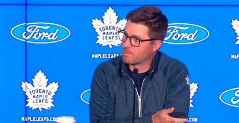 No Contract Extension For Dubas Makes Sense For Both The Gm And Leafs Sports