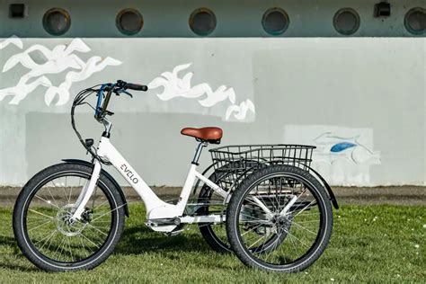 Jaki rower elektryczny wybrać Przewodnik po modelach miejskich i MTB