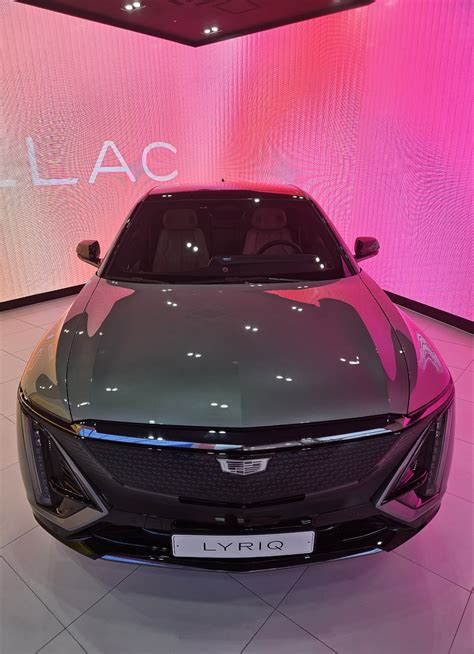 더 크고 더 고급지게”하반기 프리미엄 전기 Suv 격돌 뜨거워진다 여車저車 리얼푸드 Realfoods