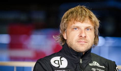 Benediktas Vanagas Paatviravo „per Gyvenimą Supratau Kad Stiprioji Lytis Yra Ne Vyrai Delfi