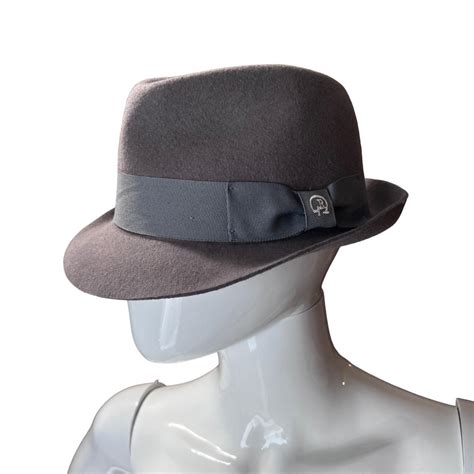 Suave And Debonair Gray Wool Felt Fedora With Depop