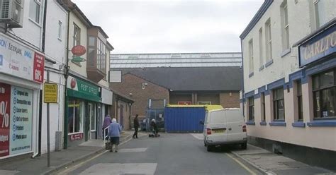 Britains Top 10 Crap Towns According To Poll Does Your Area Make