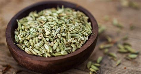 ძლიერი თესლი მოხდენილი ფორმების და ბრტყელი მუცლის მისაღებად შეშუპების გასაქრობად რჩევები