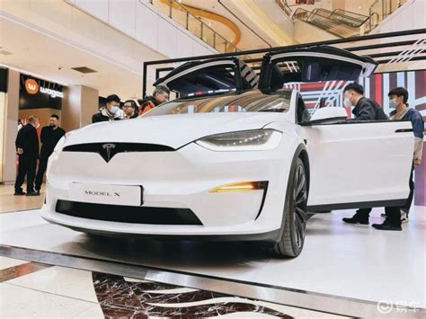 特斯拉model X Plaid重新定义suv？易车