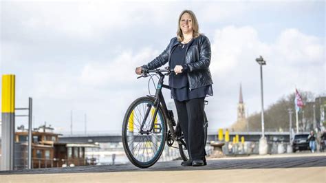 Bremens Verkehrs Und Klimaschutzsenatorin Maike Schaefer Im Interview