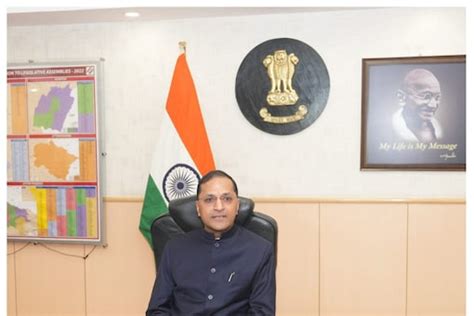Arun Goel Assumes Charge As Election Commissioner News18