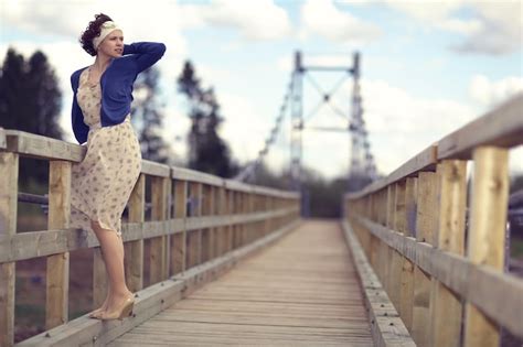 Premium Photo Summer Girl Happiness Traveling