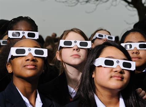 How To Watch The 2017 Solar Eclipse Safely Shots Health News Npr