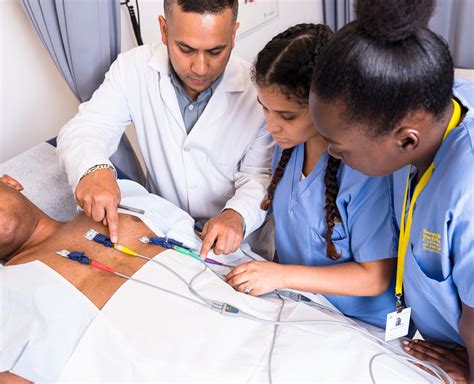 A Medical Assistant Is Vital To Hospital Success Swedish Institute