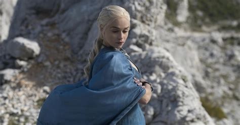 A Daenerys Targaryen Halloween Costume Is As Simple As Wig Dragons
