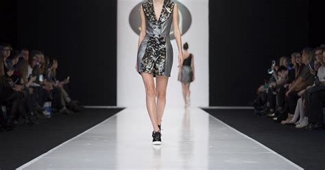 11 Modeling Secrets That Reveal Whats Really Going On Behind The Scenes