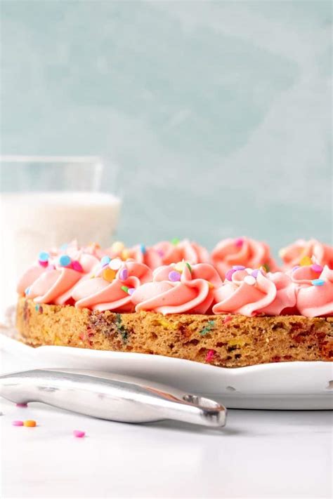 Funfetti Cookie Cake Just So Tasty