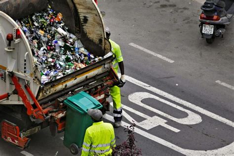 Commercial General Waste Collection Services And Recycling