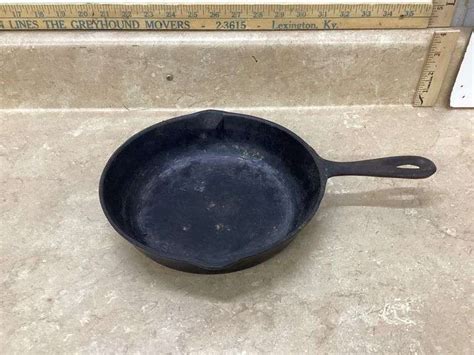 Vintage Bsr No 5 8 1 8 Cast Iron Skillet Currie Auction Service