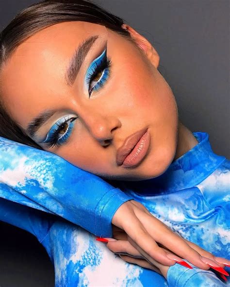 ВИЗАЖИСТ ЛИПЕЦК ОБУЧАЮ On Instagram Почему на ком то какой то макияж