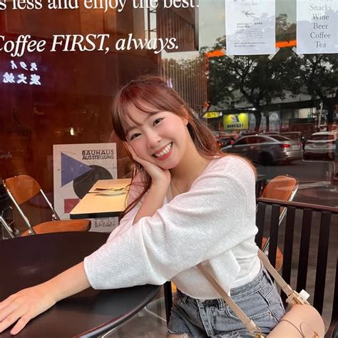 王怡婷 Tina Wang 1214 • Threads Say More