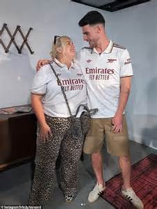 Plus Size Influencer Who Was Mistaken For Arsenal Player Declan Rices