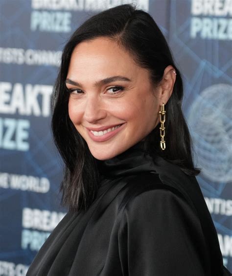 Gal Gadot Brasil Fansite On Twitter Rt Ggbrmedia Adicionamos Em
