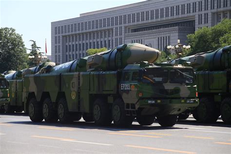 大陸閱兵秀新武器 專家：還有尖端武器沒拿出來 Ettoday軍武新聞 Ettoday新聞雲