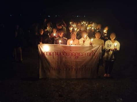 ကလေးမြို့ ပင်မသပိတ် အင်အားစုများ အကြမ်းဖက် စစ်အာဏာရှင် တော်လှန်ရေး ညသပိတ် ပြုလုပ် Khit Thit Media