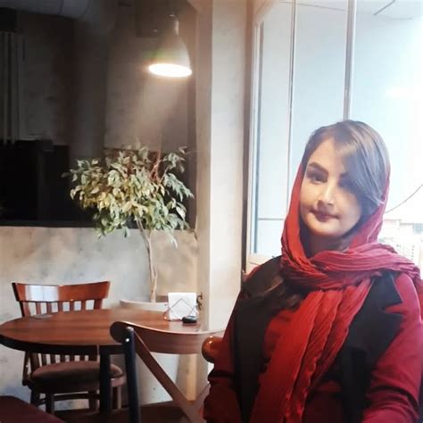 ‎مهلا اسلامی هیرکالریست‎ Mahla Haircolourist On Threads