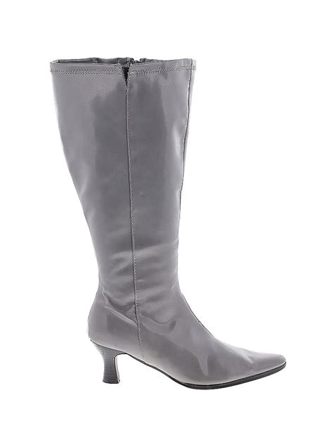 Assorted Brands Gray Boots Size 7 57 Off Thredup