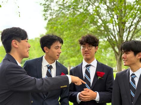 William Ge Ha Somehow It Has Been Four Years Since We All Sat In Circles Around The Lawn