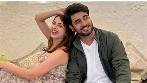 akshay mhatre biography net worth age wife and more details