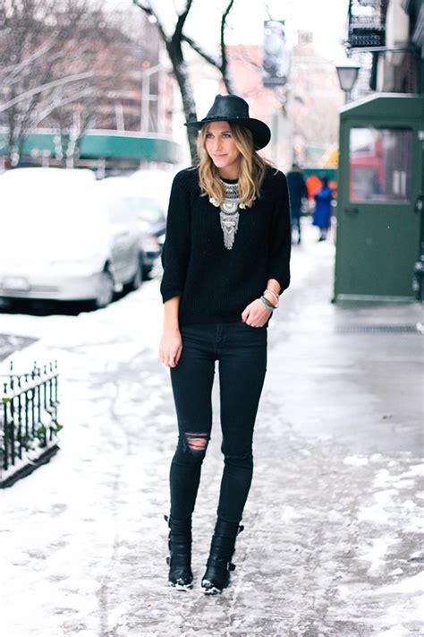 How To Look Bohemian In An All Black Outfit