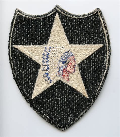 Ww2 2nd Infantry Division Patch Chasing Militaria