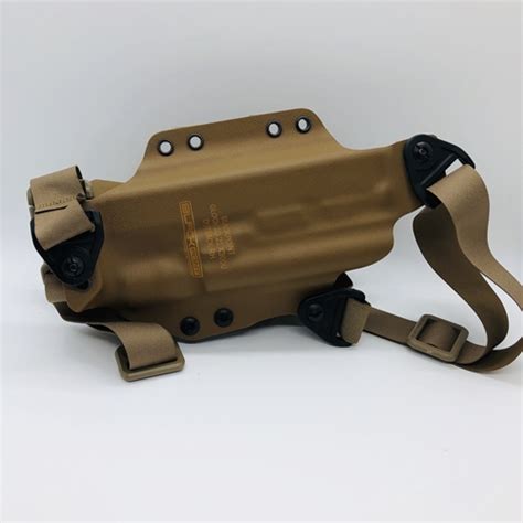 Blackpoint Tactical 114568 Outback Light Mounted Chest System Holster