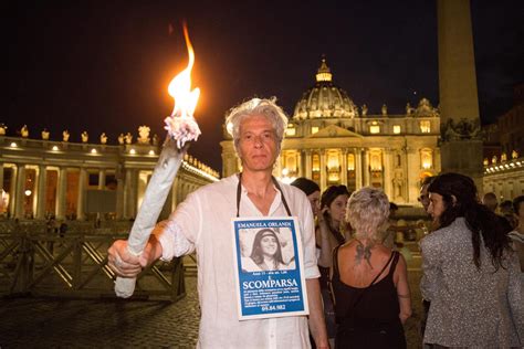 La Chica Del Vaticano El Escándalo Que Sacudió A La Santa Sede Está