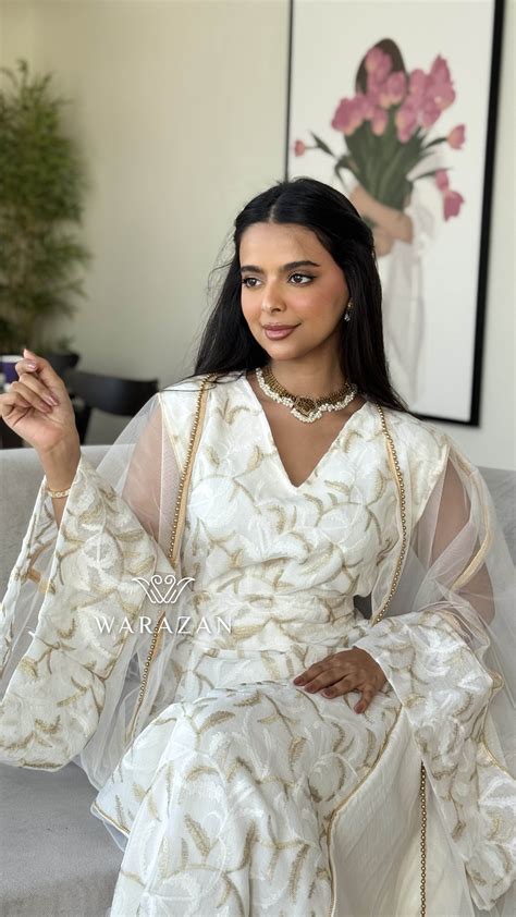 ارتدي جلابية قطعتين راقية مع بشت في أيامك المميزة القادمة