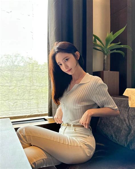 キムミニさんのインスタグラム写真 キムミニInstagram 여름 내내 지겹게 입을 거지만 예쁘니까 한번 더 다음주에