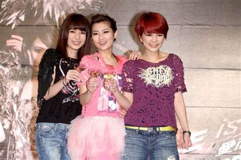 S H E Selina Ren Hubby I Love You