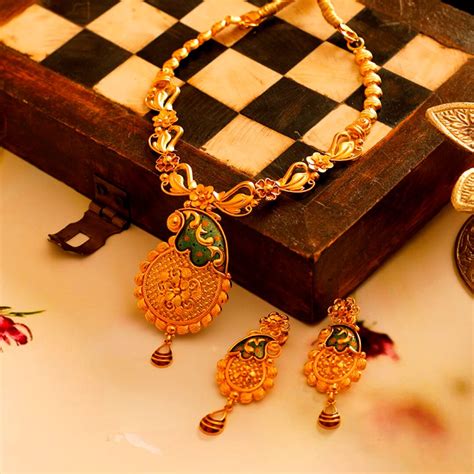 Peacock Pendant Necklace 22k Gold Peacock Pendant Temple Jewellery