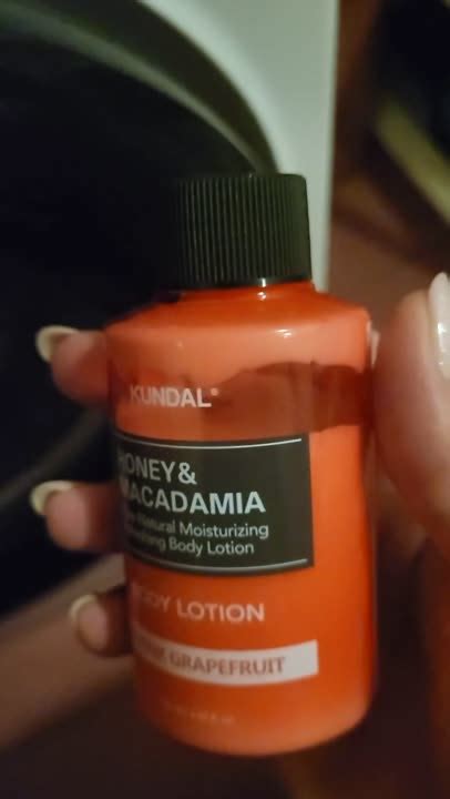 Kundal Лосьон для тела Розовый грейпфрут Honey And Macadamia Body Lotion