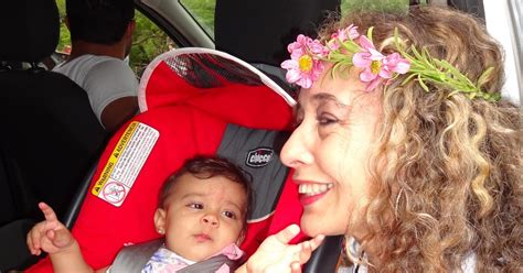Paulo Ribeiro Atelier Criança perdi me no parque de diversões e não acho na noite a mão de
