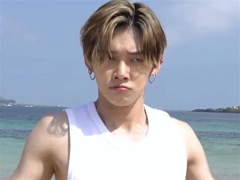 Pin By Ttay On Ahhh Choi Daniel Txt Man