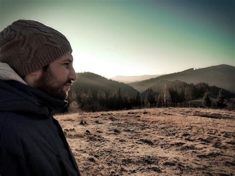 Premium Photo Man Standing On Landscape