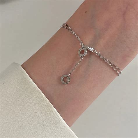 종로주얼리 웨딩링 커플링 웨딩밴드 콰트로링 러브팔찌 못팔찌 까르띠에 반클리프 불가리 부쉐론 쇼메 다미아니 프레드 ♡ 여름팔찌 인기제품 이에요🎀 피드에 없는 제품도