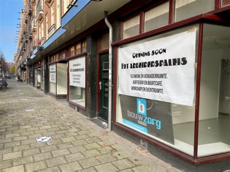 Koffiebar En Flexwerkplek Het Arbeiderspaleis Opent In