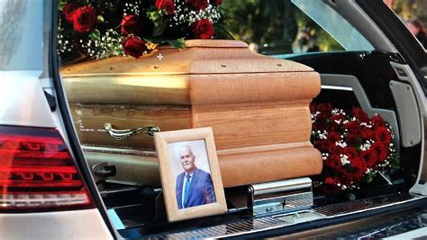 Laddio A Egidio Cerelli Tantissime Persone In Abbazia Per Lultimo Saluto Al Decano Dei