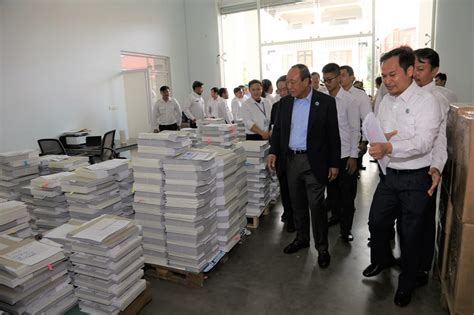 អ្នកនាំពាក្យគ ជ ប៖ សន្លឹកឆ្នោតជាង ១៣លានសន្លឹកបោះពុម្ពរួច នឹងដឹកញ្ជូនទៅរក្សាទុកតាមមណ្ឌលរាជធានី