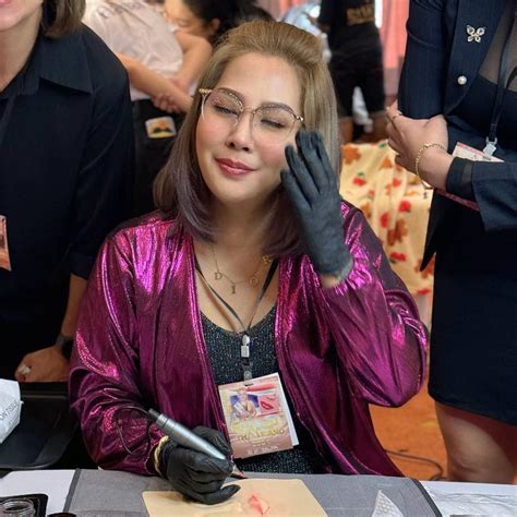 ลูกค้าของแดงๆ แน่นๆ จัดไป ฝังสีปากเชียงใหม่ ครูอ้อย คิ้วสวยเชียงใหม่