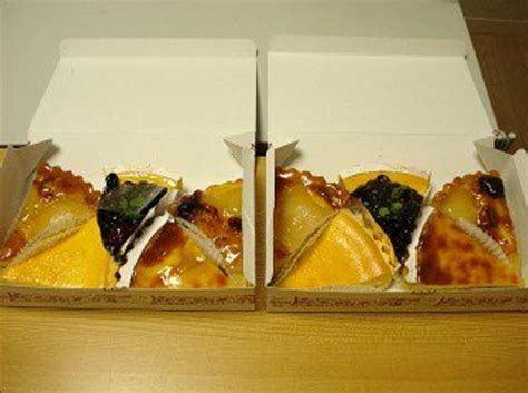 老婆在結婚紀念日拿著蛋糕回家要給老公驚喜沒想到一看到老公買的東西她超訝異 boMb01