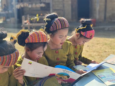 ကျေးရွာများရှိ ကျောင်းသားလူငယ်များ အဆင်ပြေပြေစာပေဖတ်ရှုလေ့လာနိုင်ရေး
